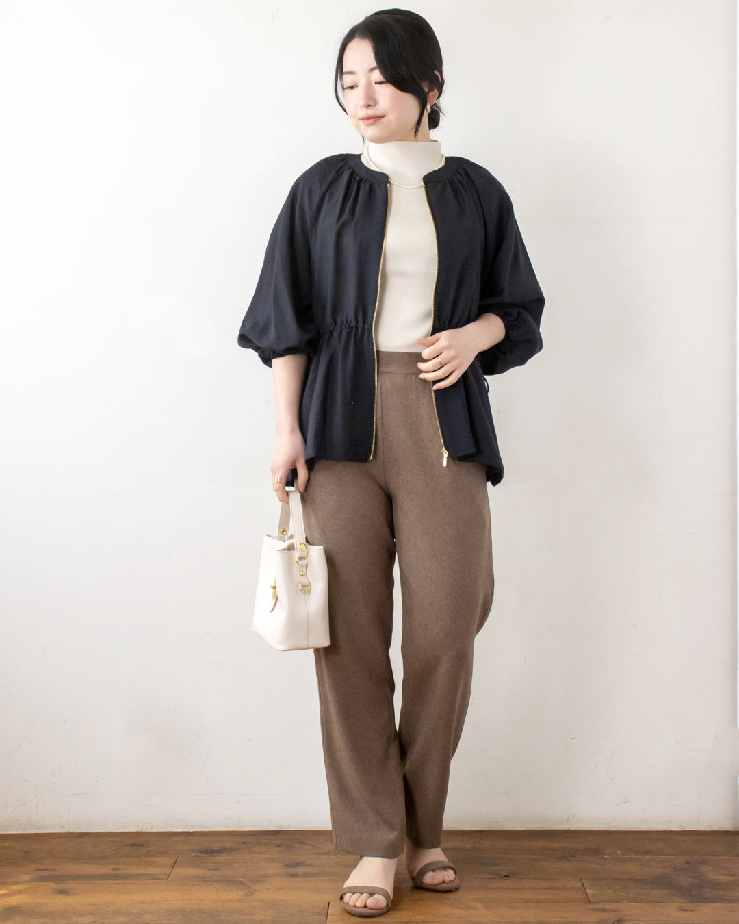 シャンブレーストレートパンツ – 3/4 スリークォーター シャンブレーストレートパンツ – 3/4 スリークォーター